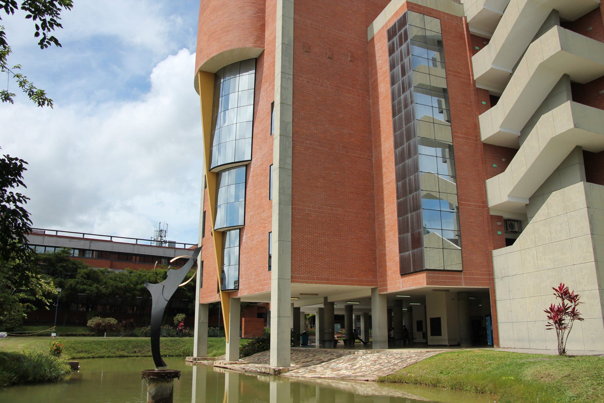 Biblioteca de investigación • UCAB Guayana